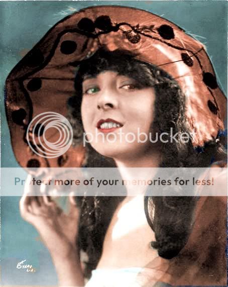 Somebody really likes Colleen Moore - NitrateVille.com